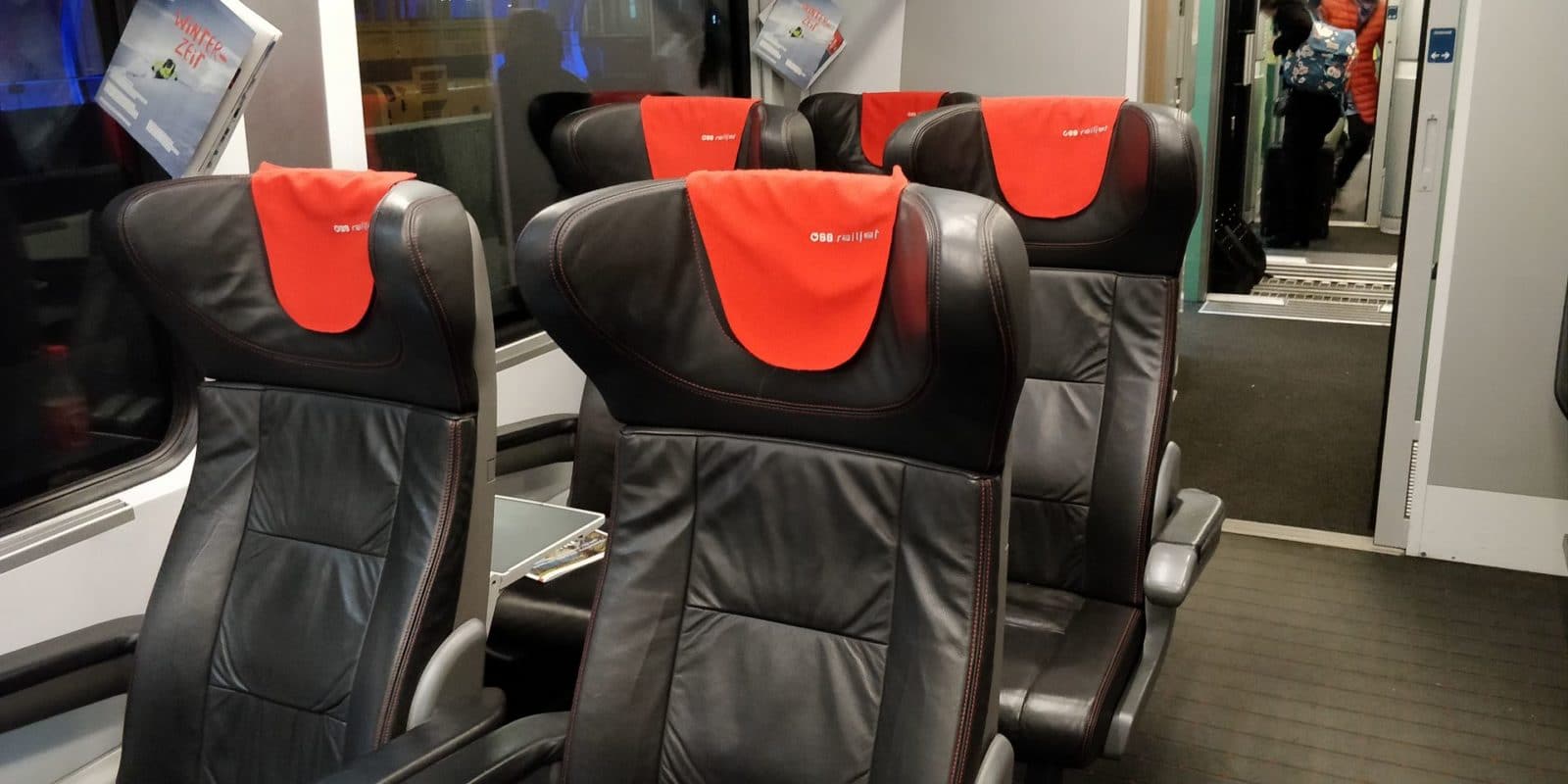 Review: Railjet First Class - lohnt sich der Aufpreis für den Zug?