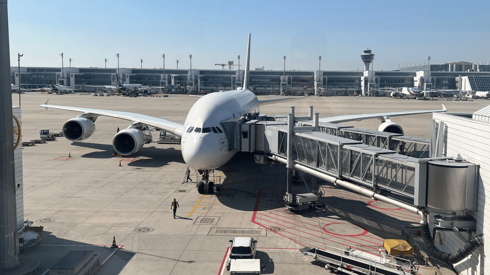 Amex Platinum Vorteile bei Condor: Bis zu 200 Euro Rabatt & mehr