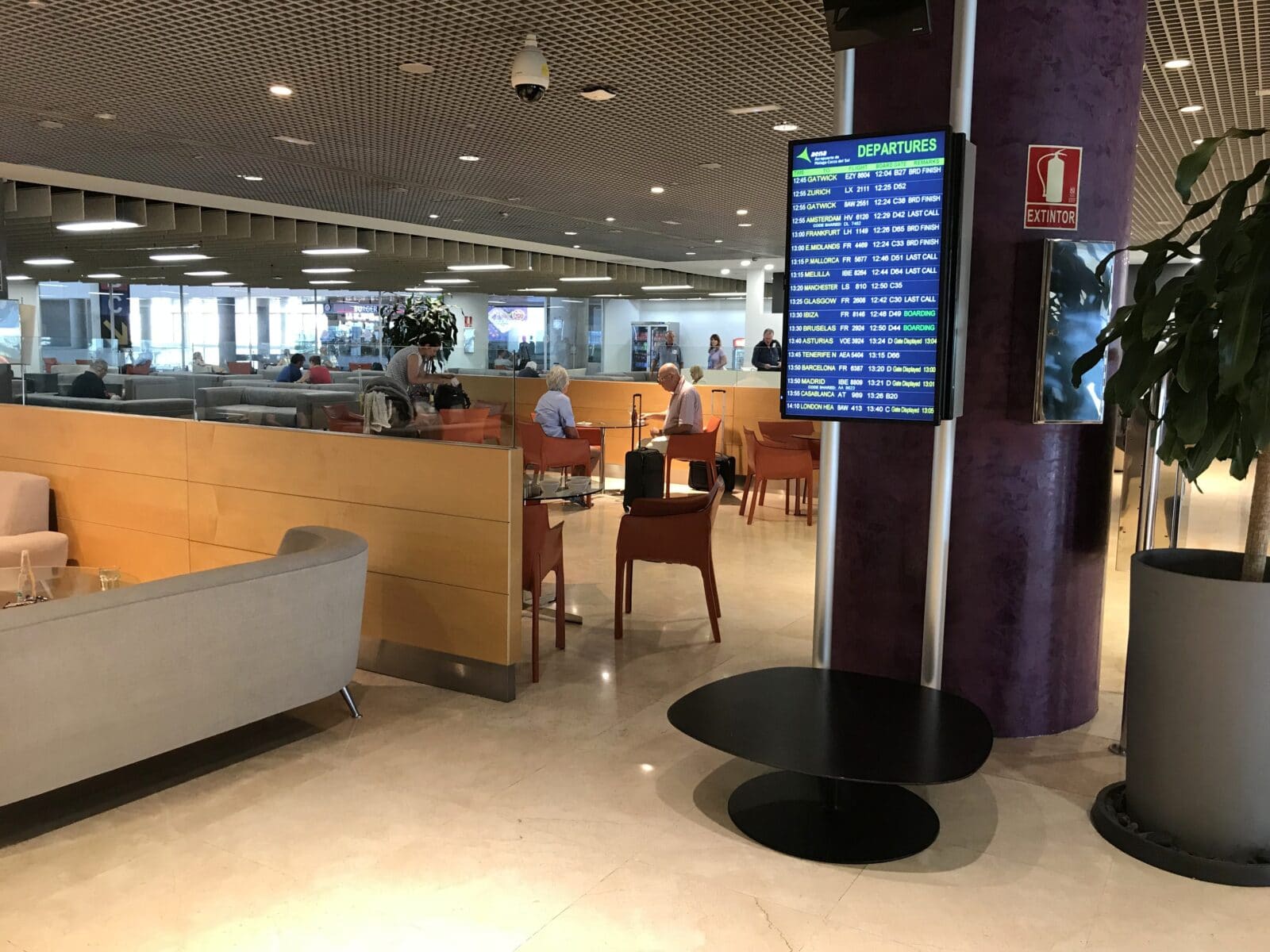 Review: Sala VIP Lounge Malaga