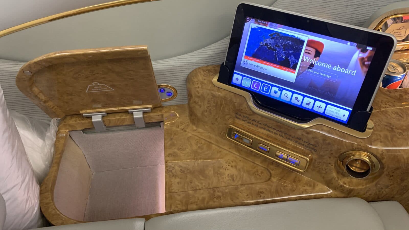 Emirates First Class - der pure Luxus im Himmel | reisetopia