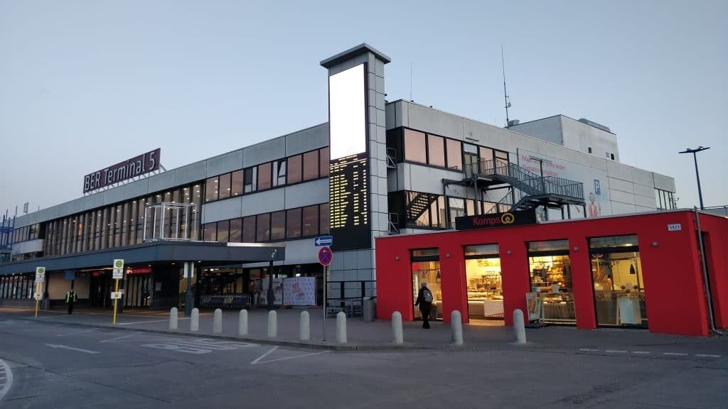 BER Flughafen Guide - Alle Infos zum Hauptstadtflughafen | reisetopia
