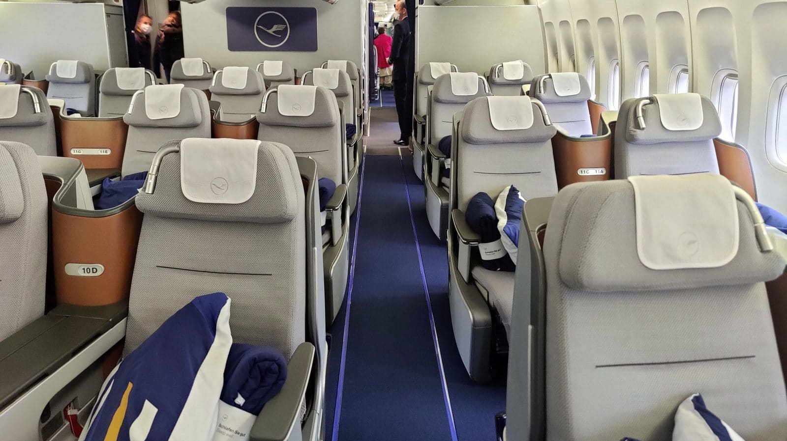 Erste Eindrücke der Lufthansa Boeing 747-400 Business Class | reisetopia
