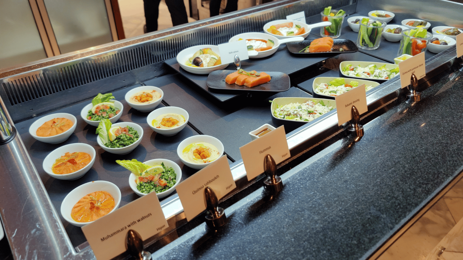 Review: Emirates First Class Lounge Dubai B