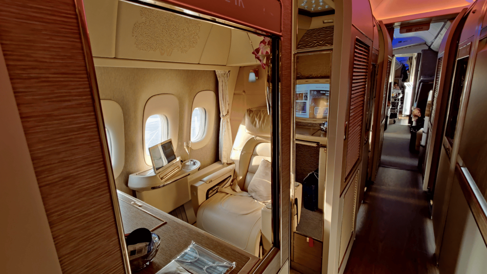 Review: Neue Emirates First Class Boeing 777