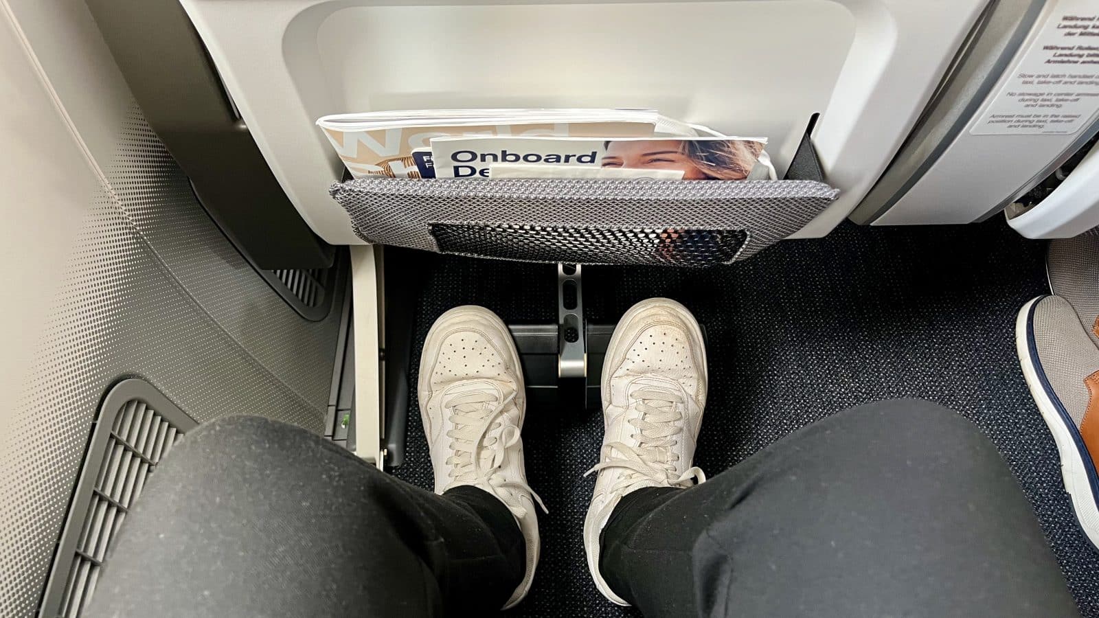 Review: Lufthansa Premium Economy Boeing 787-9
