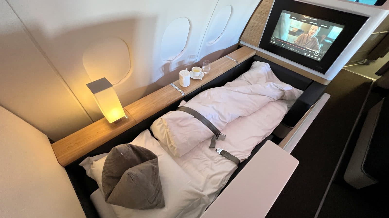 Erste Eindrücke der Swiss First Class im Airbus A330