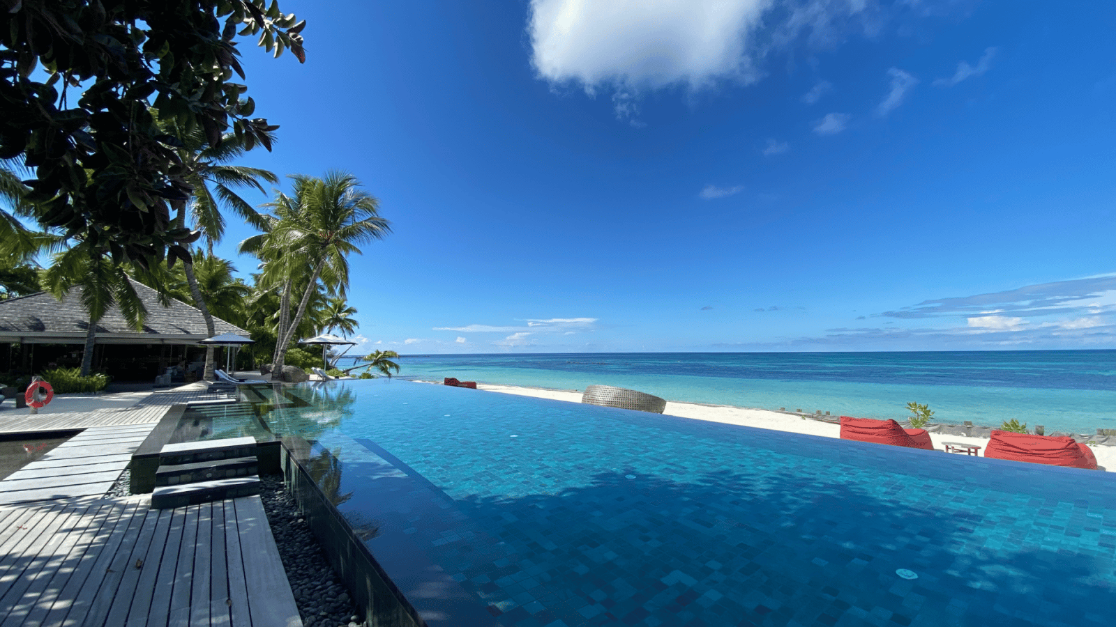 Four Seasons Seychelles at Desroches Island Review | reisetopia Hotels