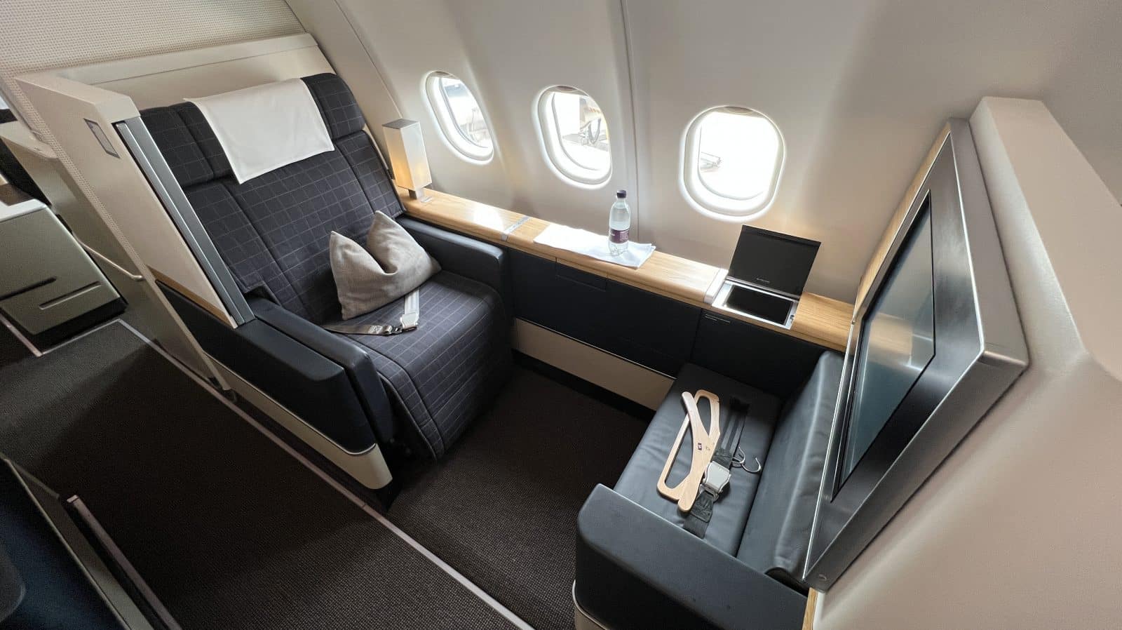 Review: Railjet First Class - lohnt sich der Aufpreis für den Zug?