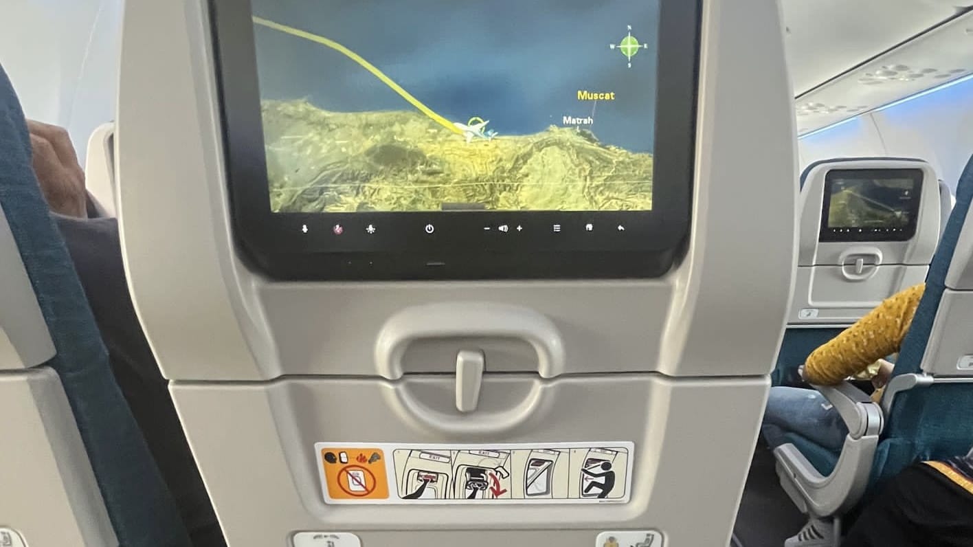 Review: Oman Air Economy Class Boeing 737 MAX 8