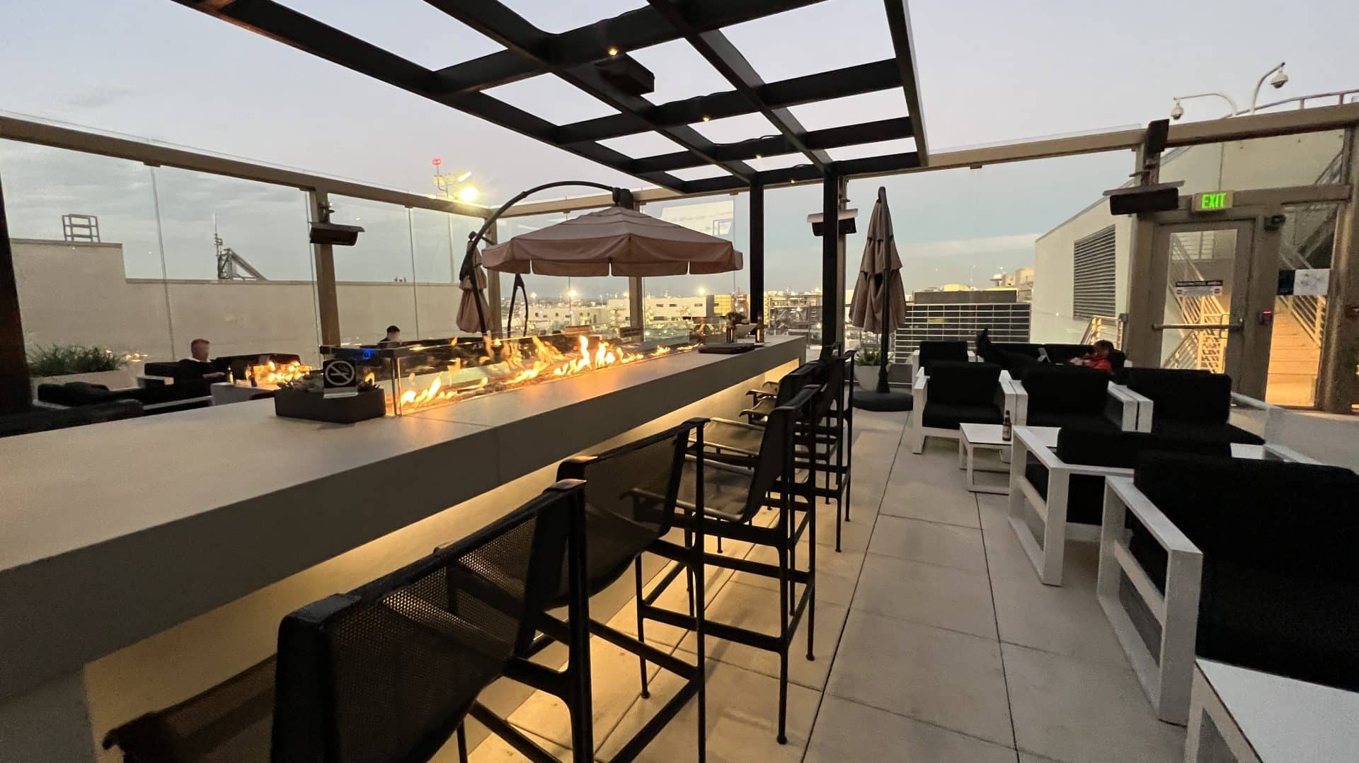 Review: Star Alliance Business Class Lounge Los Angeles