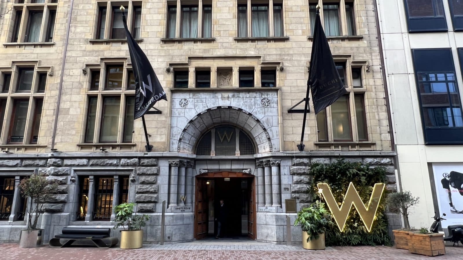 Review: W Amsterdam Bewertung | reisetopia Hotels