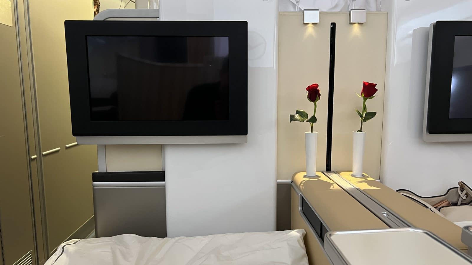 Review: Lufthansa First Class Airbus A340