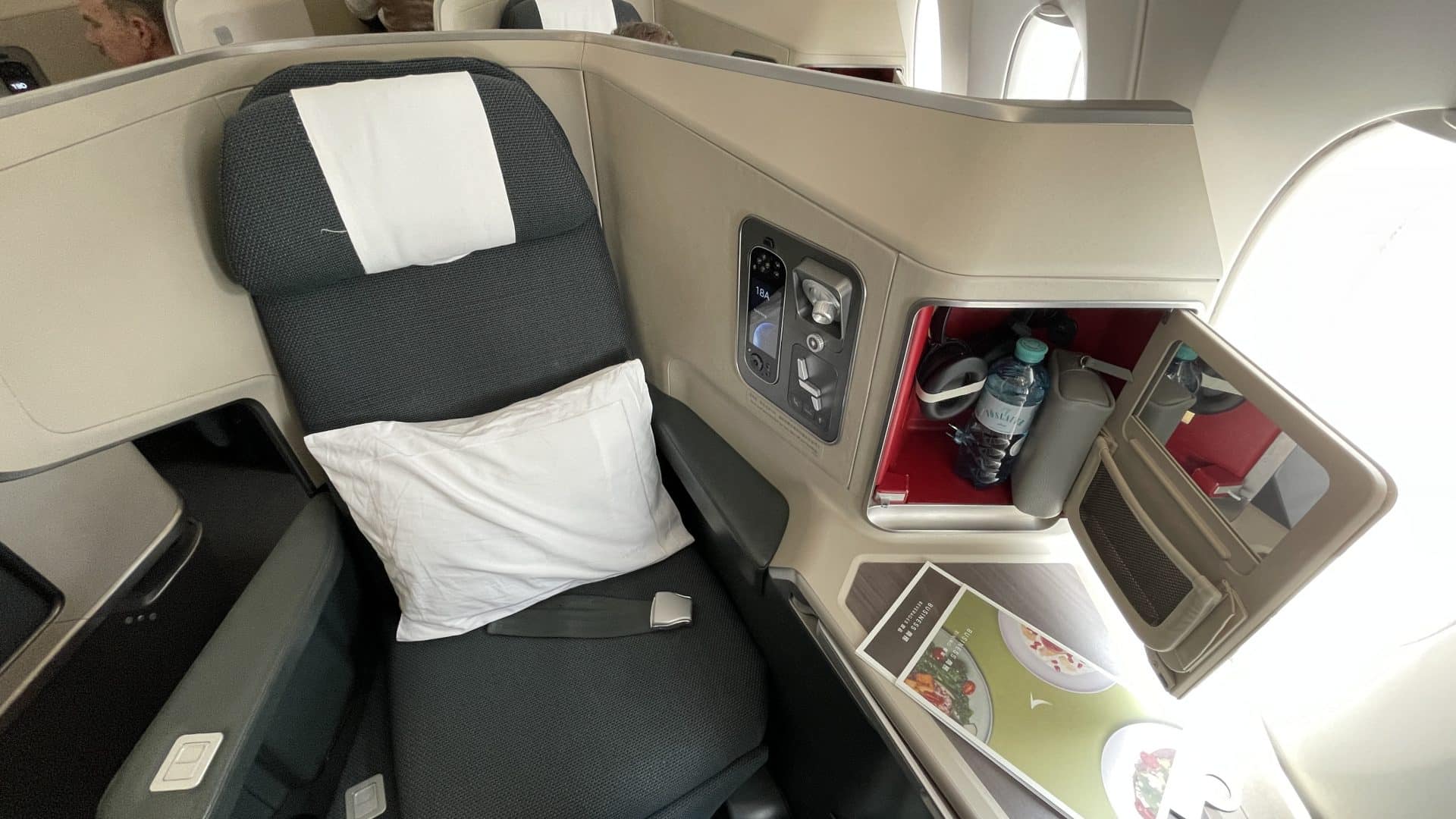Cathay Pacific nonstop Business Class Deals ab Frankfurt nach Hongkong