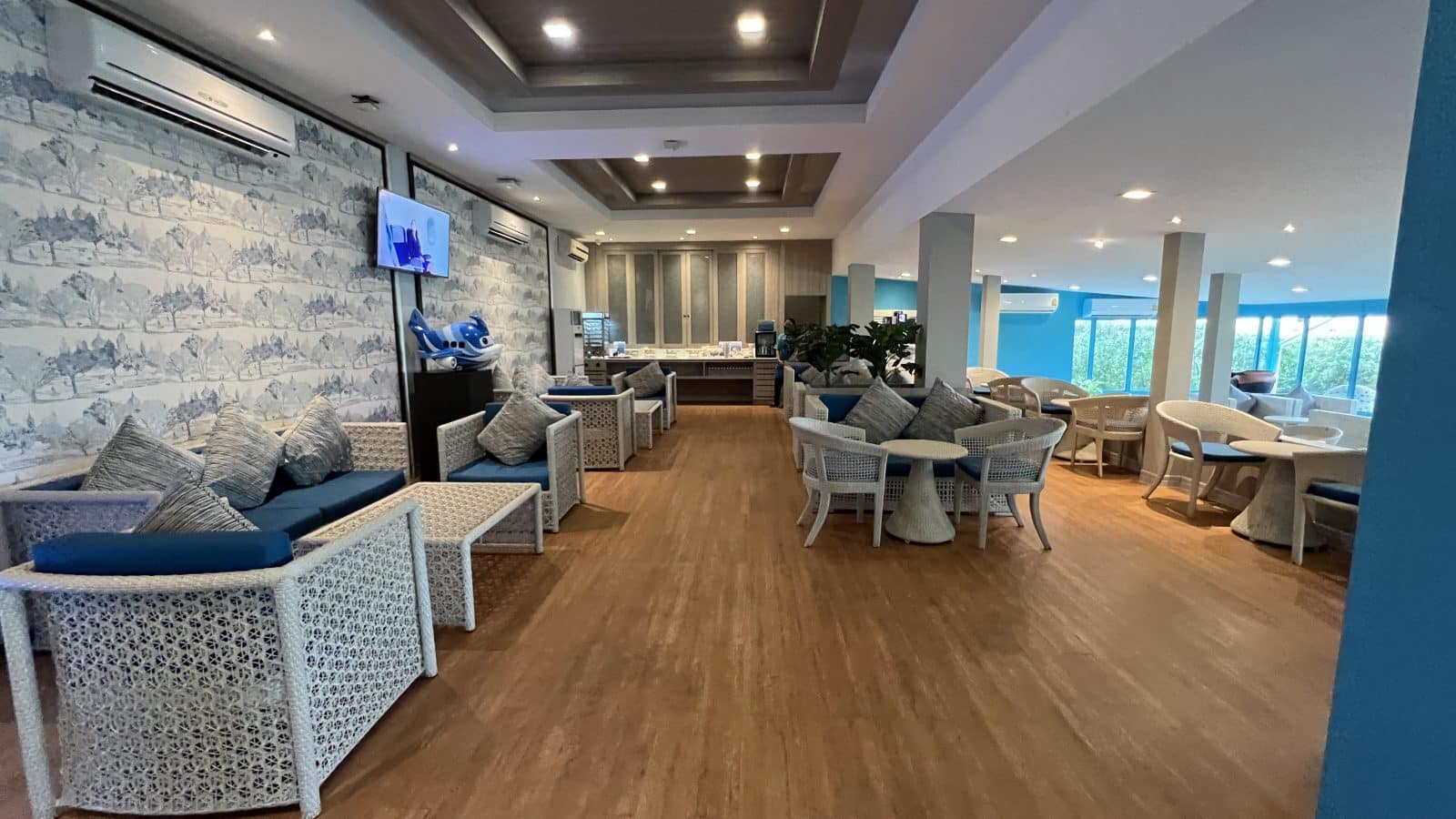 Review: Bangkok Airways Blue Ribbon Lounge Koh Samui | reisetopia